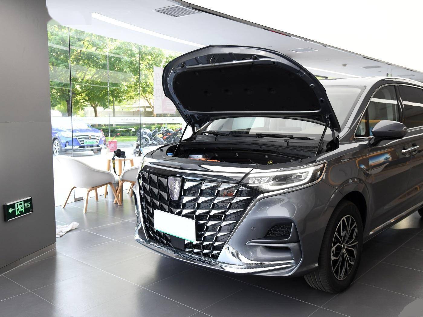 解读荣威IMAX8 ev：车长超5米，既舒适又好开，售25.98万元起_搜狐汽车_搜狐网