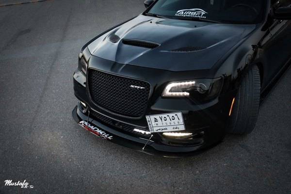 “猛兽出袭”克莱斯勒300C改装AIRBFT气动避震姿态_搜狐汽车_搜狐网