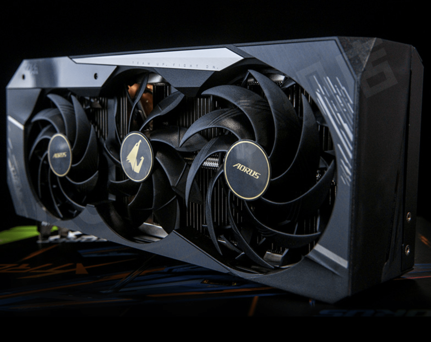 探查N卡的真实价格！官方和第三方渠道差异大，还没到最低点_自营_影驰_指导价