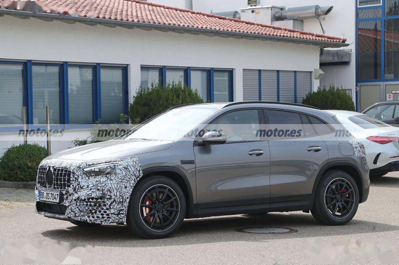 将2023年上市 梅赛德斯-AMG新款GLA 45谍照曝光_搜狐汽车_搜狐网