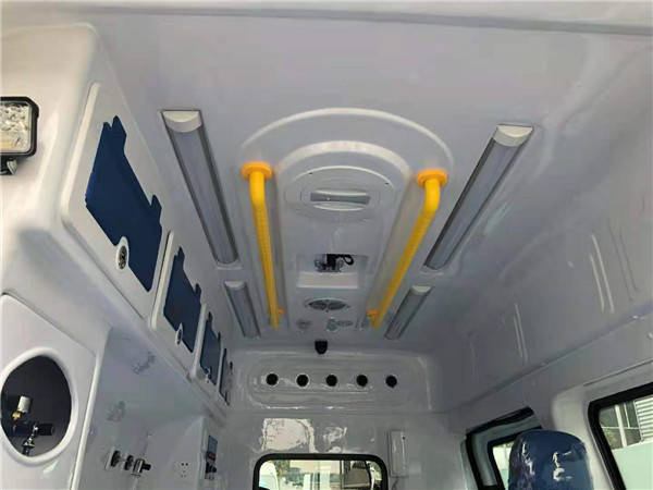 福特全顺V362转运型救护车选装配置-江铃120急救车基本配置及详情_搜狐汽车_搜狐网