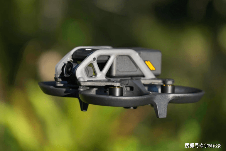 【深度测评】dji Avata 大疆第一人称无人机,让你成为无人机飞行员相机运动功能