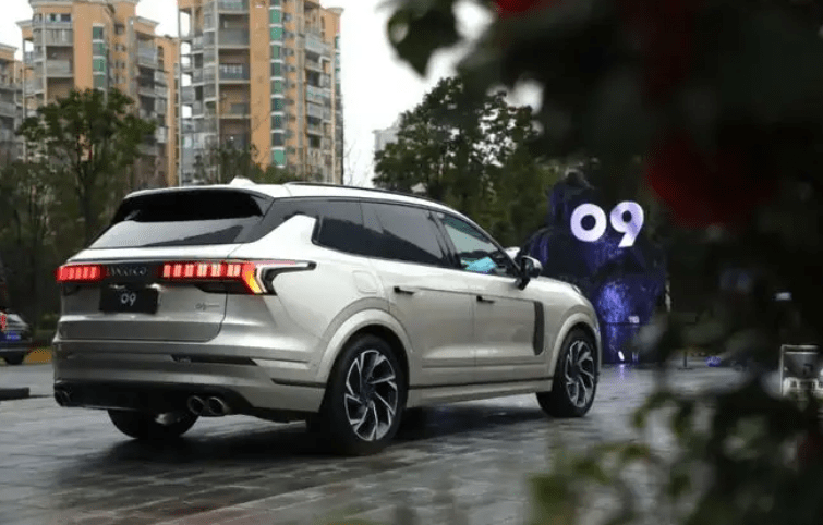 老掉牙宝马王子发动机配山寨XC90底盘卖四十多万？理想L9真的值？_搜狐汽车_搜狐网