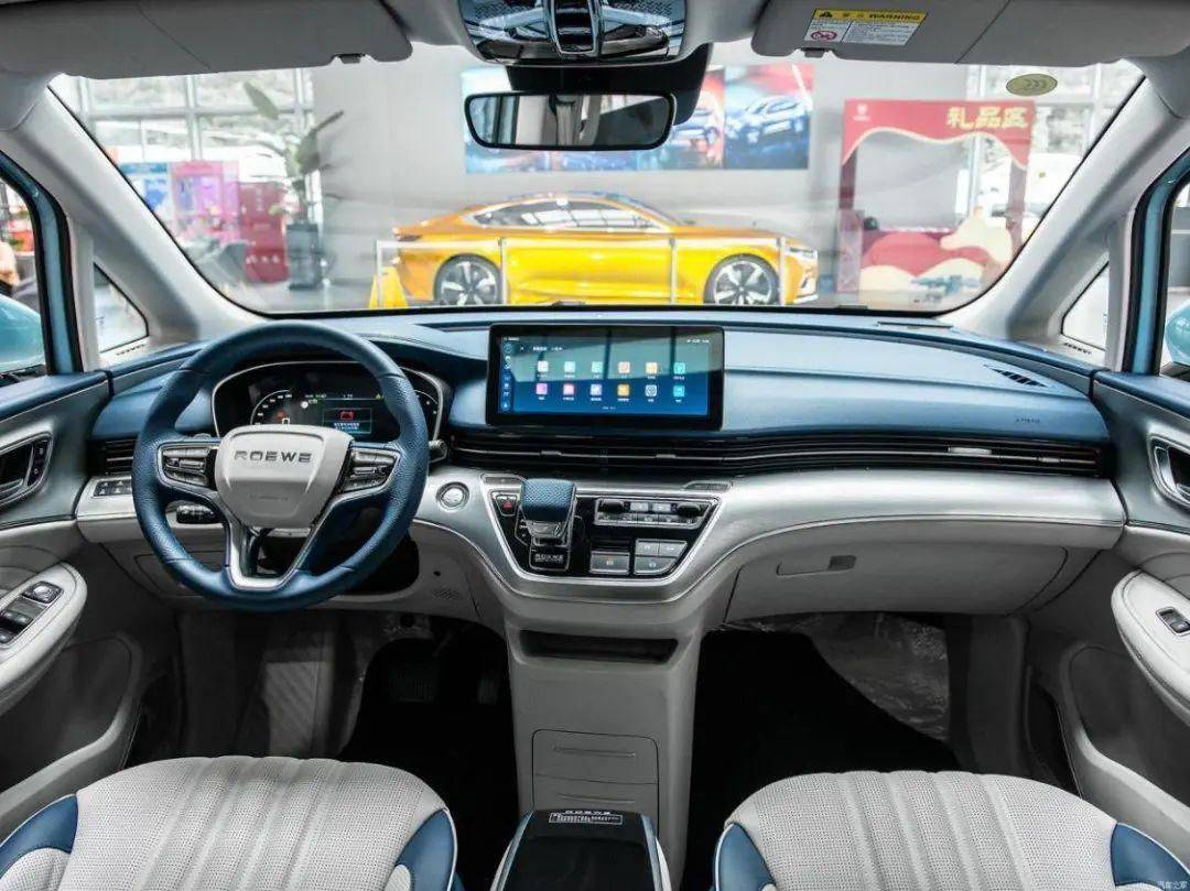 荣威iMAX8 和传祺M8，谁的空间表现更给力？_搜狐汽车_搜狐网