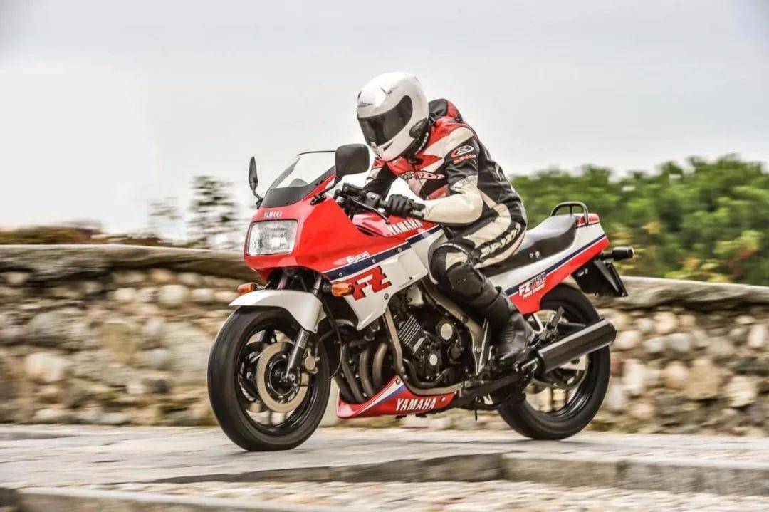 不一样的呼吸——1985款雅马哈FZ750_搜狐汽车_搜狐网