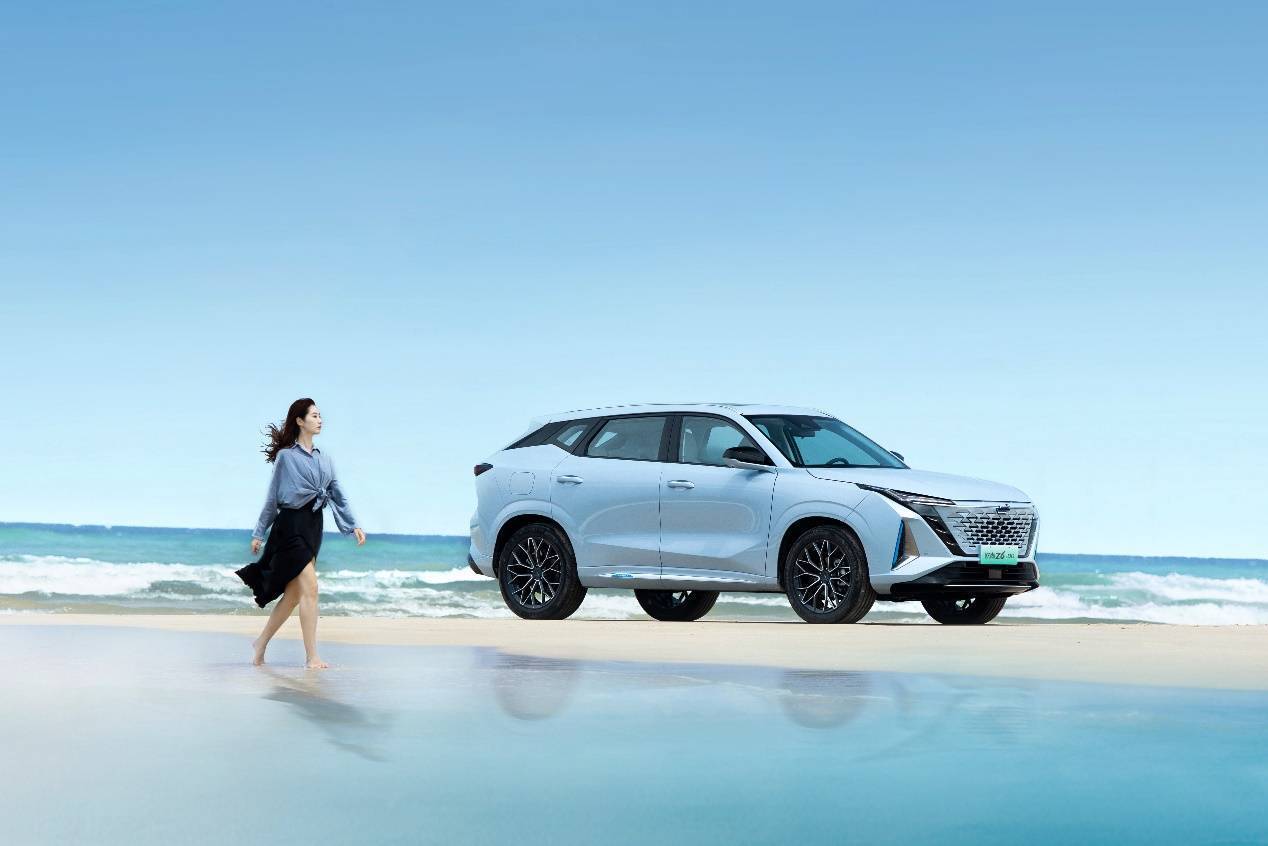 成都车展丨品鉴150km纯电续航、1200km综合续航的欧尚Z6蓝鲸iDD_搜狐汽车_搜狐网