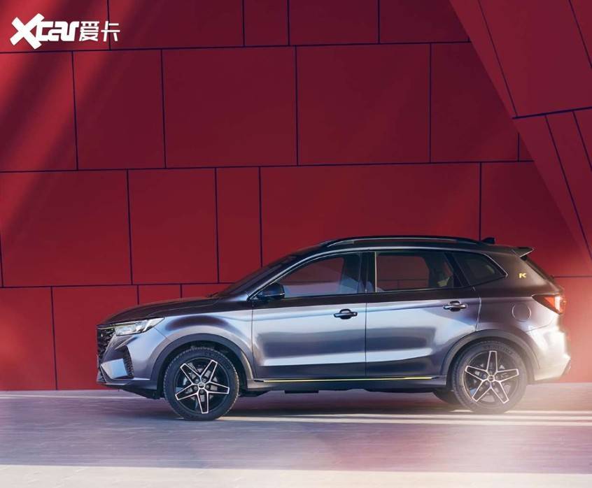 新款荣威RX5 PLUS上市 售价9.99万元起_搜狐汽车_搜狐网