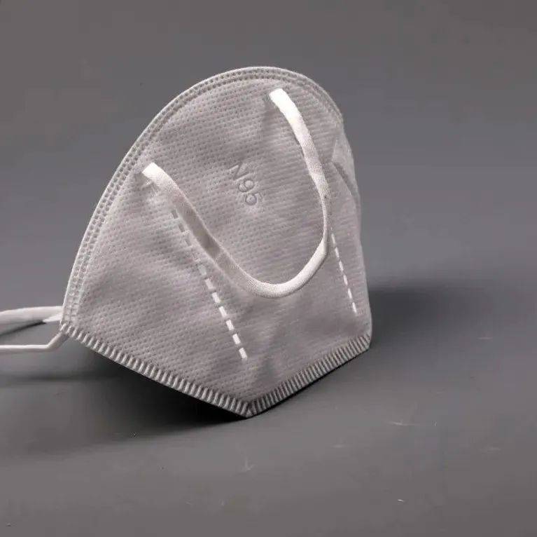 凌晨通告！这一地乘坐公共交通需佩戴N95口罩？_大连乘坐公共交通需佩戴N95口罩_疫情_乘客