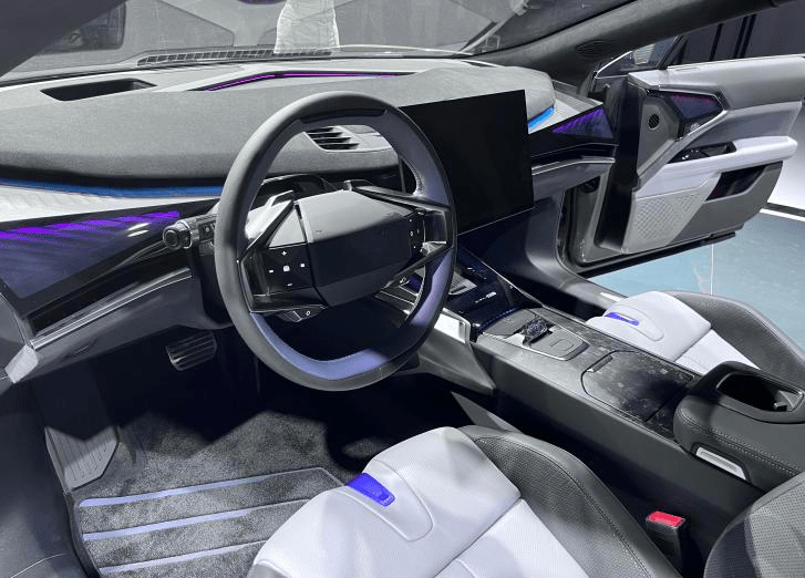 高合HiPhi Z亮相成都车展，外观酷炫前卫，配空气悬架，售61.00万起_搜狐汽车_搜狐网