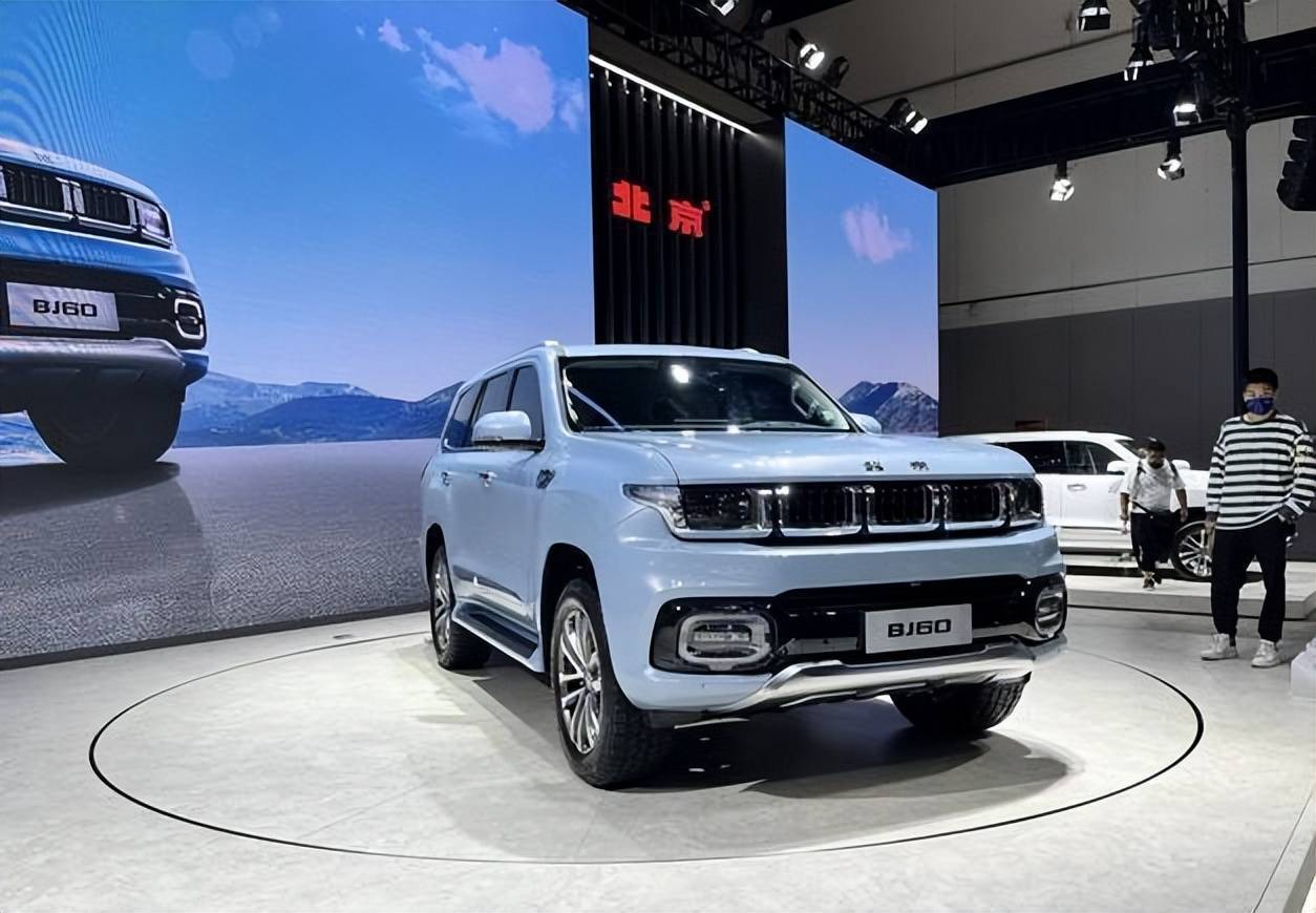 想要越野和顾家,中大型越野SUV，BJ60/坦克500选谁，媳妇能同意？_搜狐汽车_搜狐网