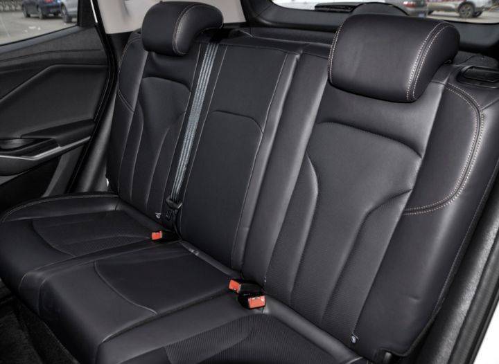 小型SUV对决：凯翼X3和长安CS15哪款更适合入手？_搜狐汽车_搜狐网