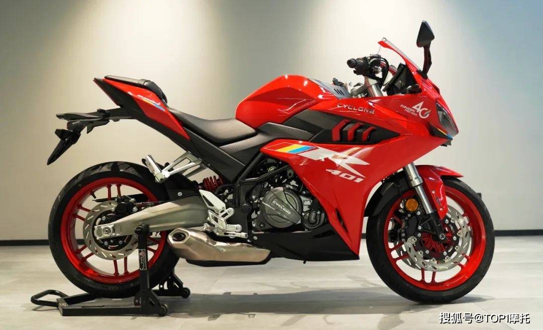 3.68万！赛科龙RE560预售价公布，还有多款40周年纪念版车型_搜狐汽车_搜狐网