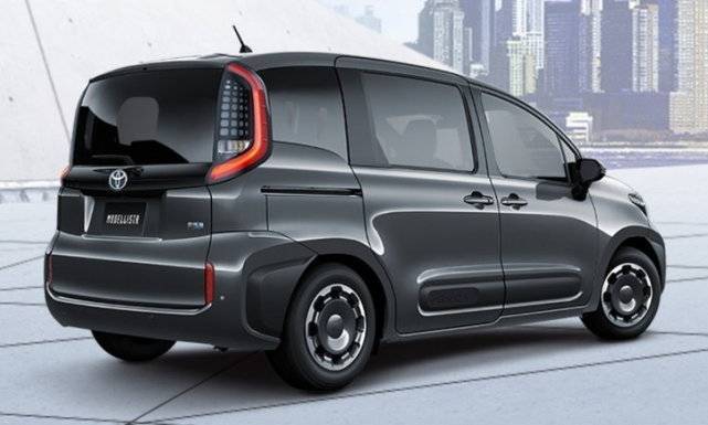 全新 Toyota Sienta 配备 Modellista 3 款造型套件，3 款款式，在日本亮相_搜狐汽车_搜狐网