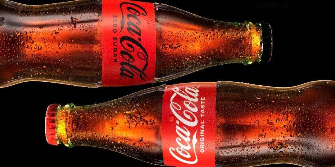 可口可乐 Coca Cola 最新品牌VI视觉体系，变得越来越多彩了？_口味_手册_蜜桃