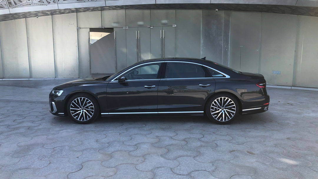 当运动与年轻出现在豪华D级车上 试驾全新奥迪A8L 重塑格局融入生活_搜狐汽车_搜狐网