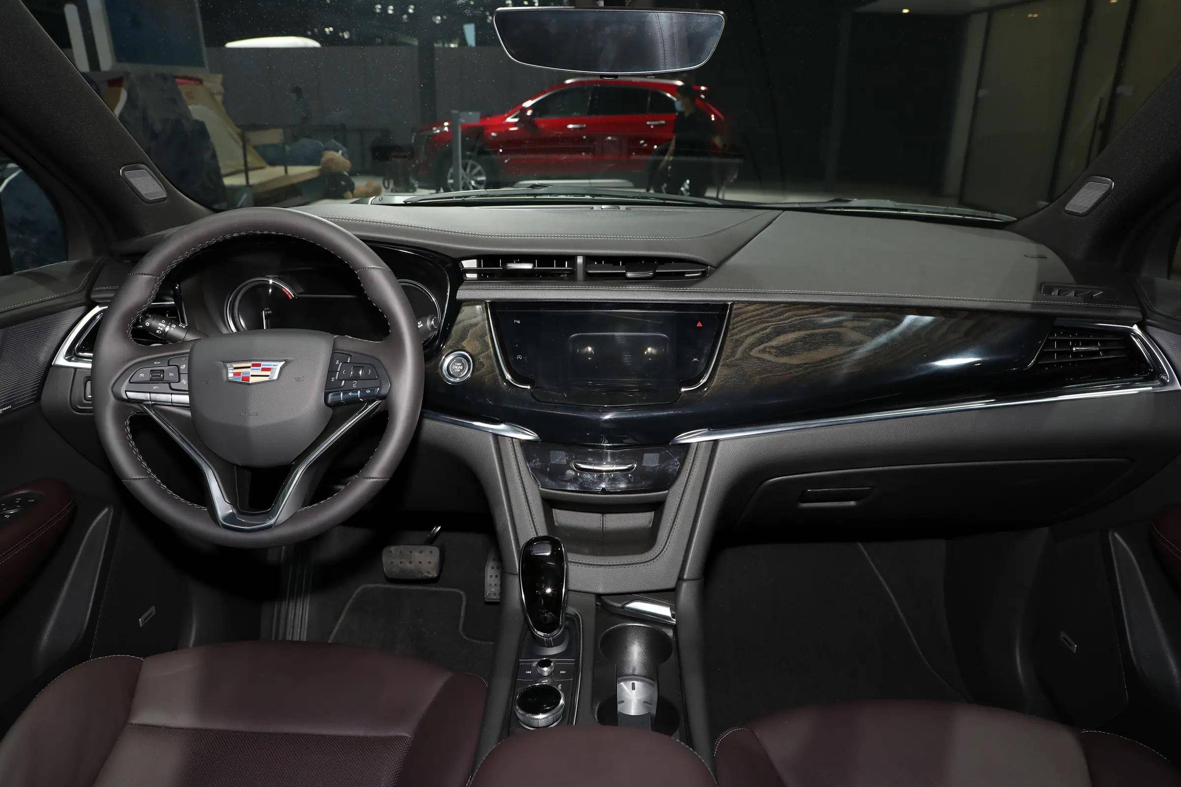 41.42万起 凯迪拉克XT6 120周年纪念版上市 配置小幅升级_搜狐汽车_搜狐网