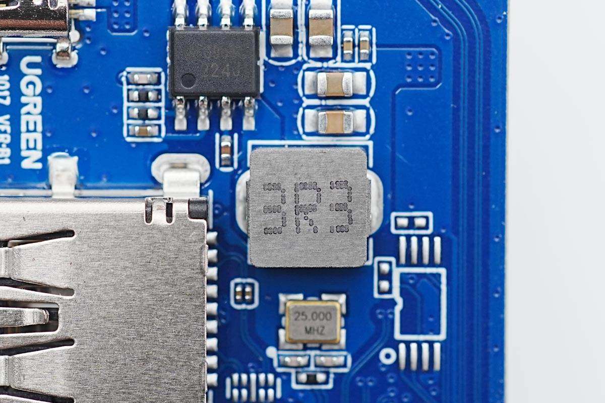 内置创惟科技GL9510+GL3510方案，绿联五合一多功能扩展坞拆解_转换器_接口_焊接