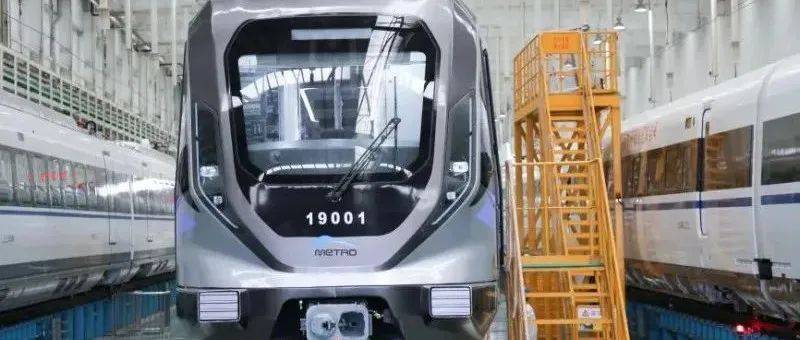 国内首创！19号线二期首列车亮相！最高时速160公里_成都_双流机场_运营