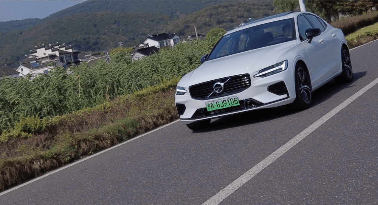 709牛·米峰值扭矩，4.7秒破百，沃尔沃S60 T8的乐趣在哪里？_搜狐汽车_搜狐网