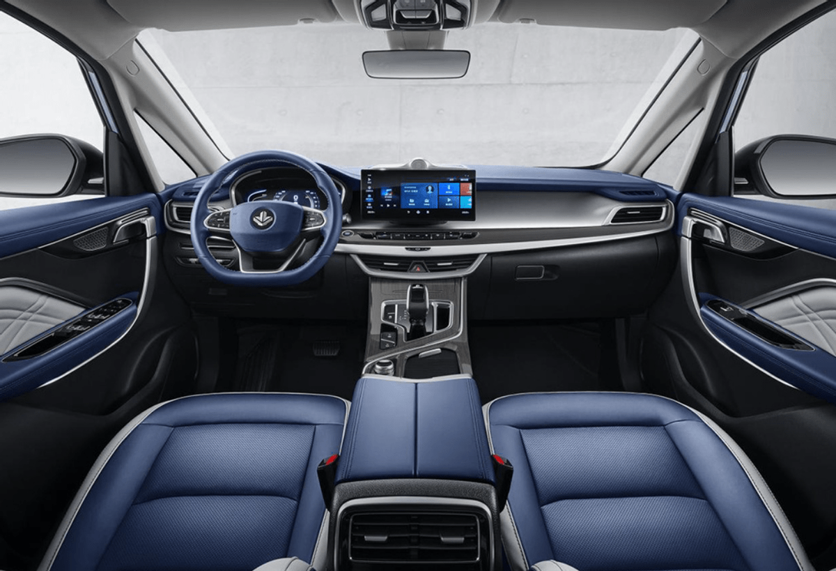 采用换电技术的枫叶80v PRO上市 售16.28万元起_搜狐汽车_搜狐网