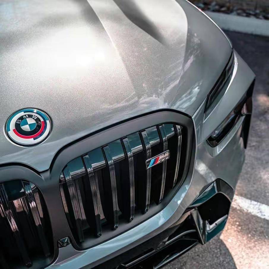 “旗舰”宝马X7曝光，4.4T+运动套件，气场强大，竞争保时捷卡宴_搜狐汽车_搜狐网