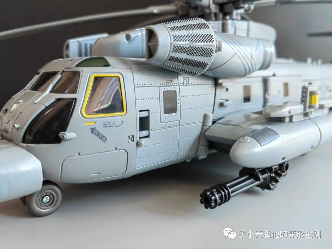 【评玩具】子小天:甜菜测评《变形金刚 MPM13眩晕，绝对是MPM系列中最优秀的作品之一。你们想看的来了！》_形态_电影_蝎子