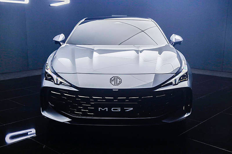 燃油、电动平分秋色 2022年10月将有哪些新车宣布上市？_搜狐汽车_搜狐网