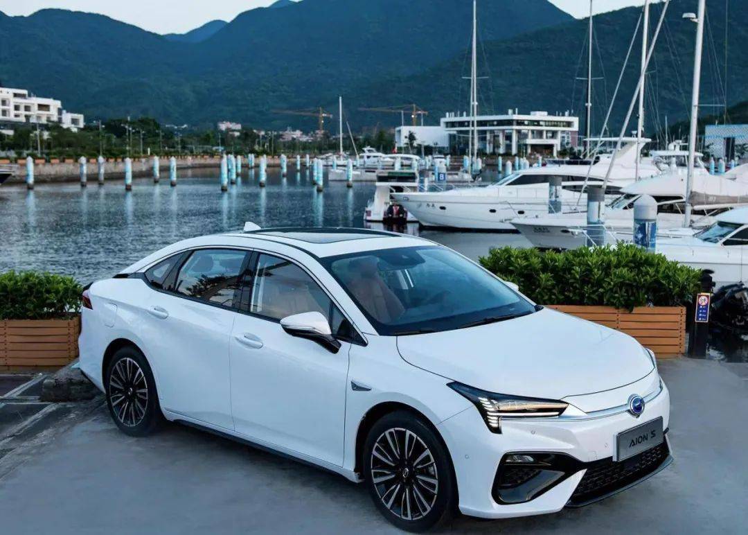 售价近18万元，续航仅460千米，AION S是在搞笑吗？_搜狐汽车_搜狐网