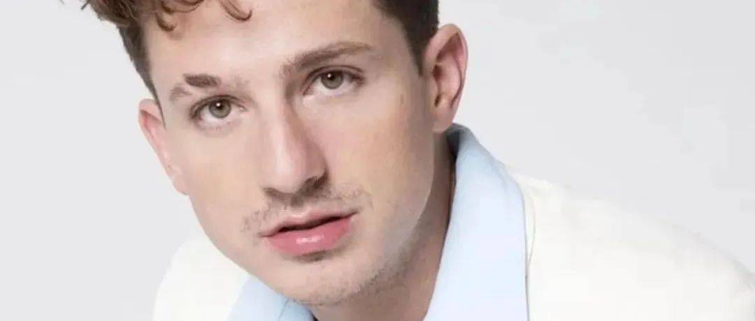 Charlie Puth 登上中国杂志封面！_音乐_歌曲_世界