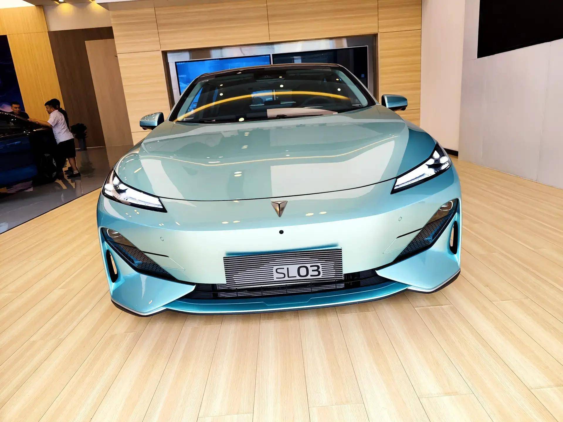 续航1200km 静态体验长安深蓝SL03增程版16.89万_搜狐汽车_搜狐网