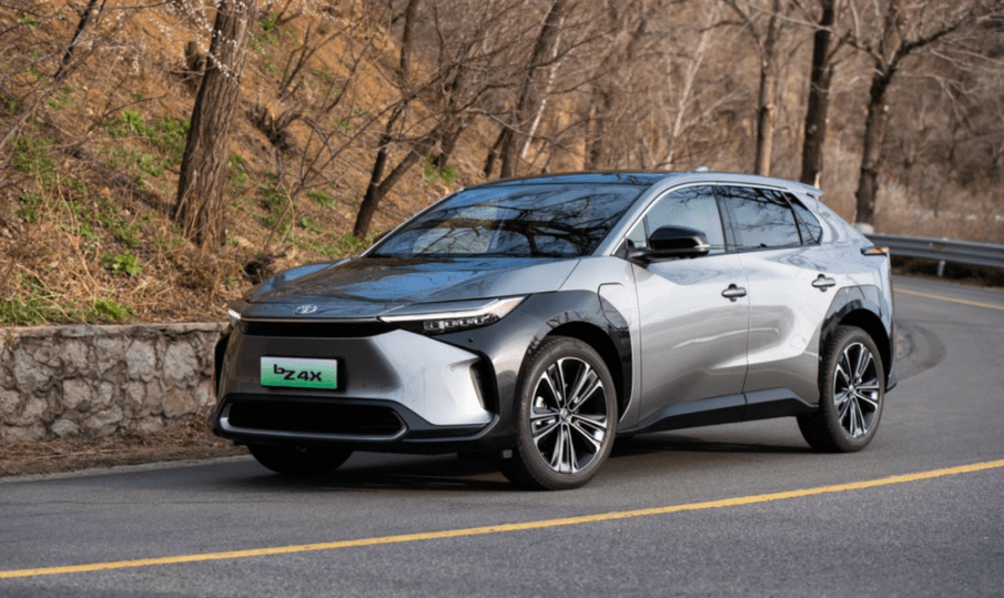 和国产拼刺刀，广丰bZ4X售19.98万起，留给自主的时间不多了？_搜狐汽车_搜狐网