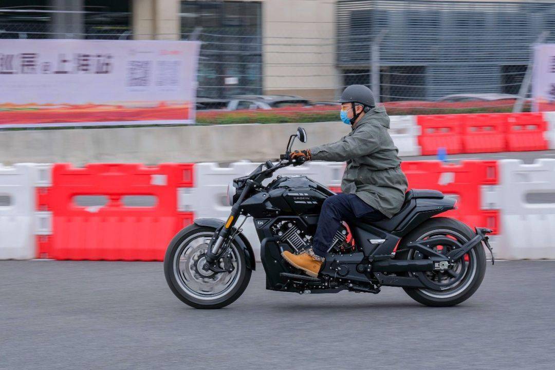 公升级巡航的盛会！ | 高金THOR 1000国产巡航新未来_搜狐汽车_搜狐网