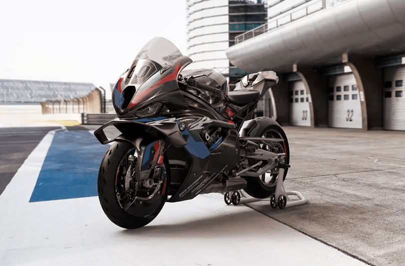 BMW M系列再更新，全新空力套件的赛道猛兽M1000RR与超级街车M1000R_搜狐汽车_搜狐网