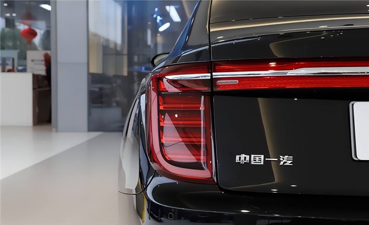 30.98万起,对标A6L/5系/E级,2022款红旗H9能让国产豪华支棱起来吗_搜狐汽车_搜狐网