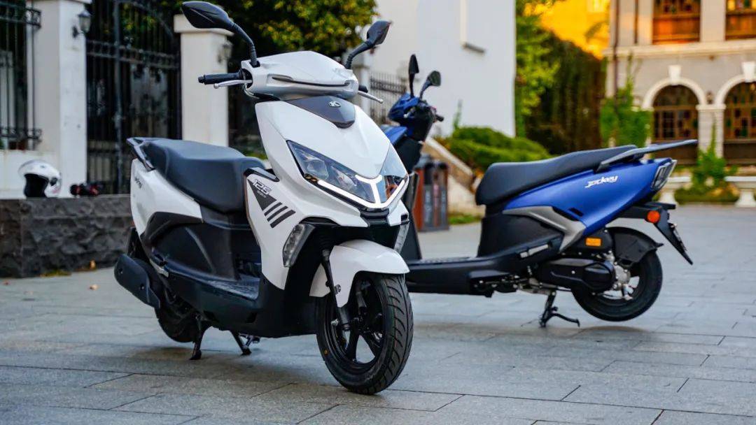 实测油耗1.53L 续航392KM 8980元光阳Jockey125强不强？_搜狐汽车_搜狐网