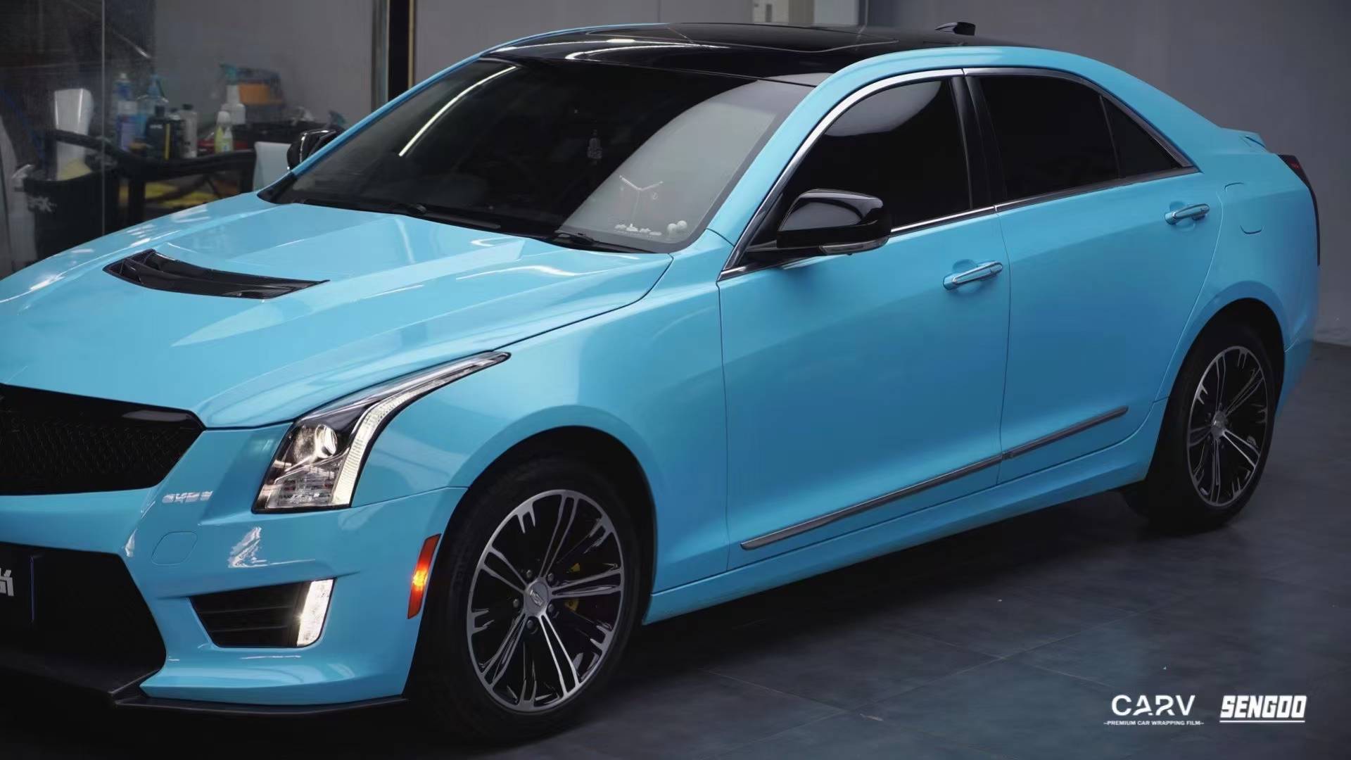 凯迪拉克Atsl卡孚CARV改色膜水晶天空蓝，清新且自由_搜狐汽车_搜狐网