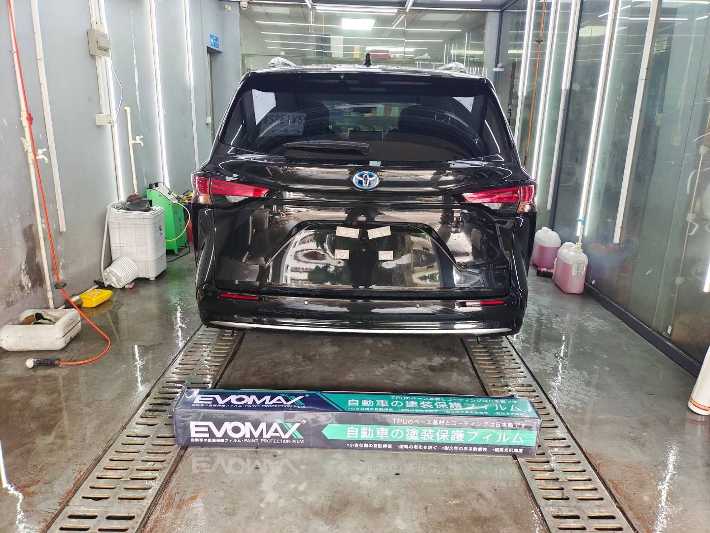 丰田塞纳EVOMAX易瑪日本TPU隐形车衣_搜狐汽车_搜狐网