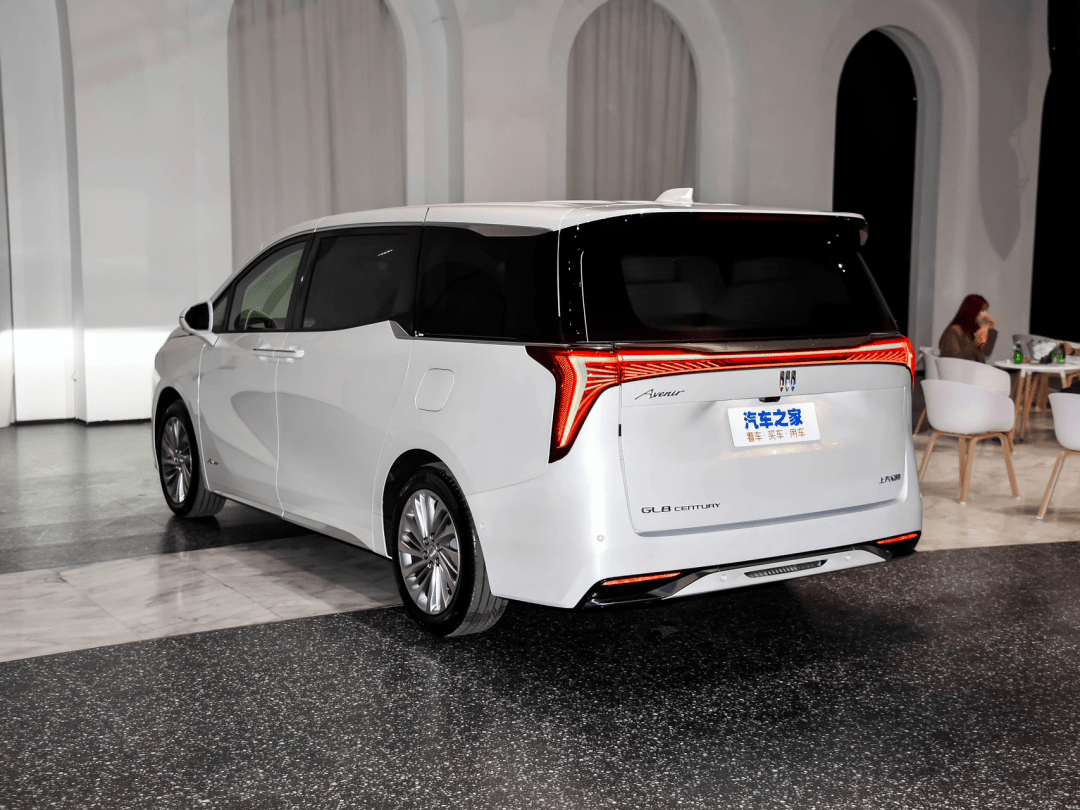 别克世纪来了！奢华后排+曲面大屏，还要什么埃尔法！_搜狐汽车_搜狐网