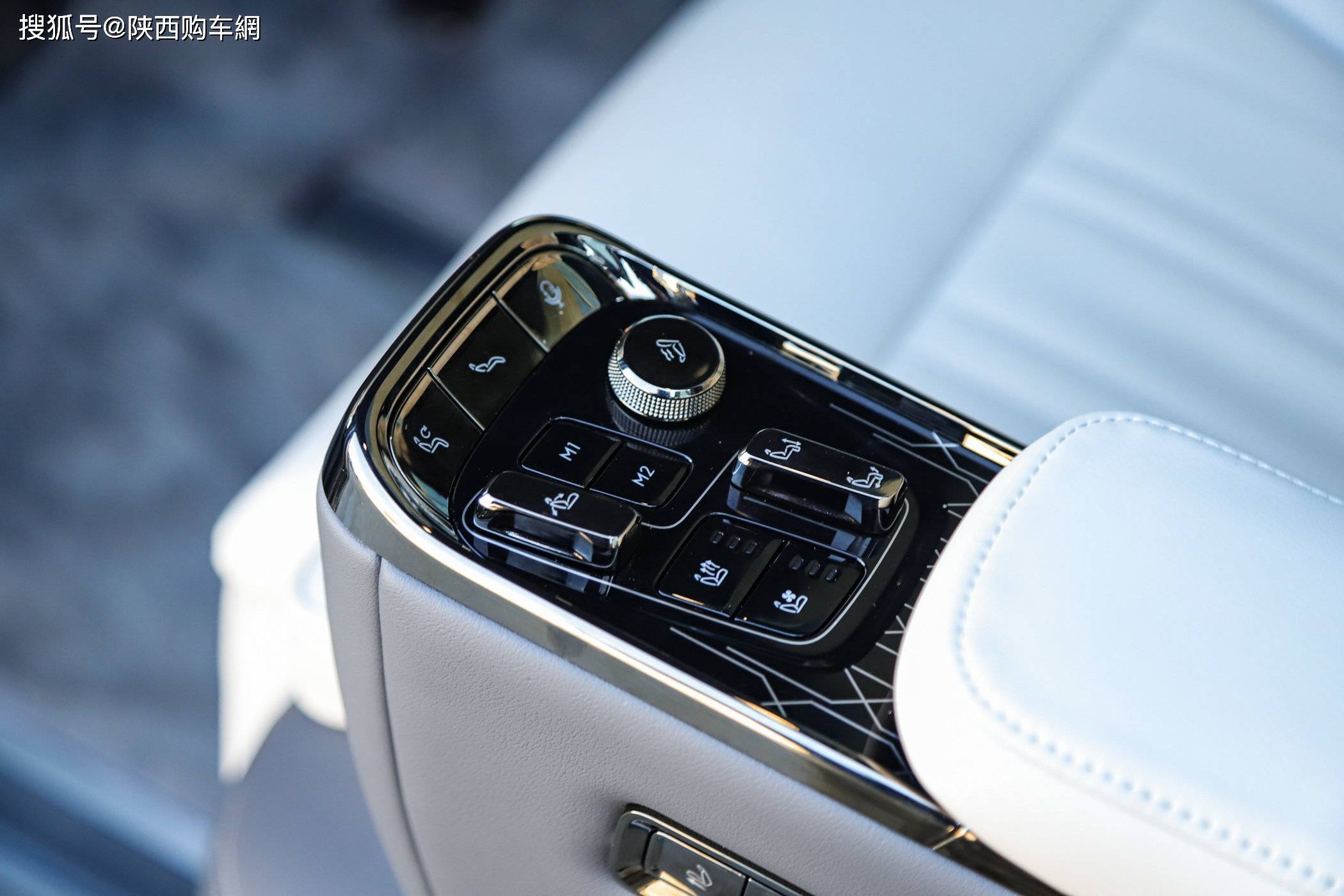 纯电平台打造的 MPV极氪009试驾_搜狐汽车_搜狐网