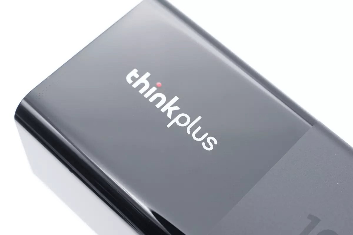 百瓦快充体积再突破，联想thinkplus迷你100W氮化镓充电器拆解_输出_设计_模块