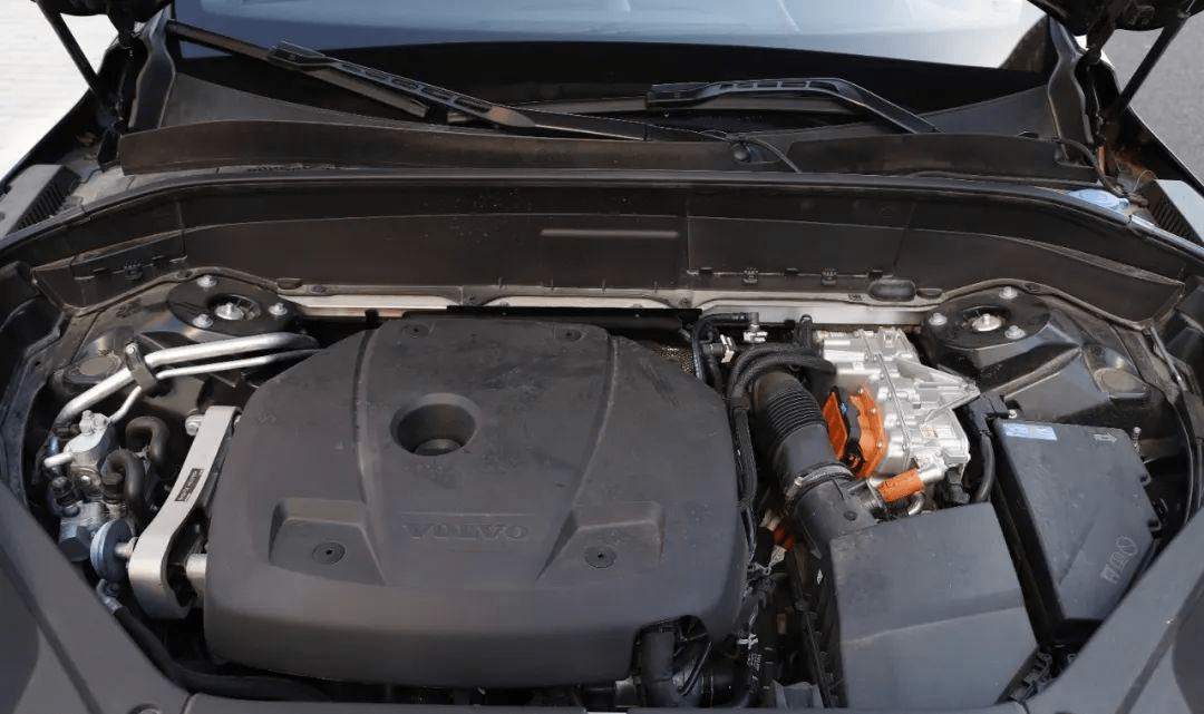 沃尔沃XC90 T8：709牛·米，百公里不到3个油，回头率超高_搜狐汽车_搜狐网