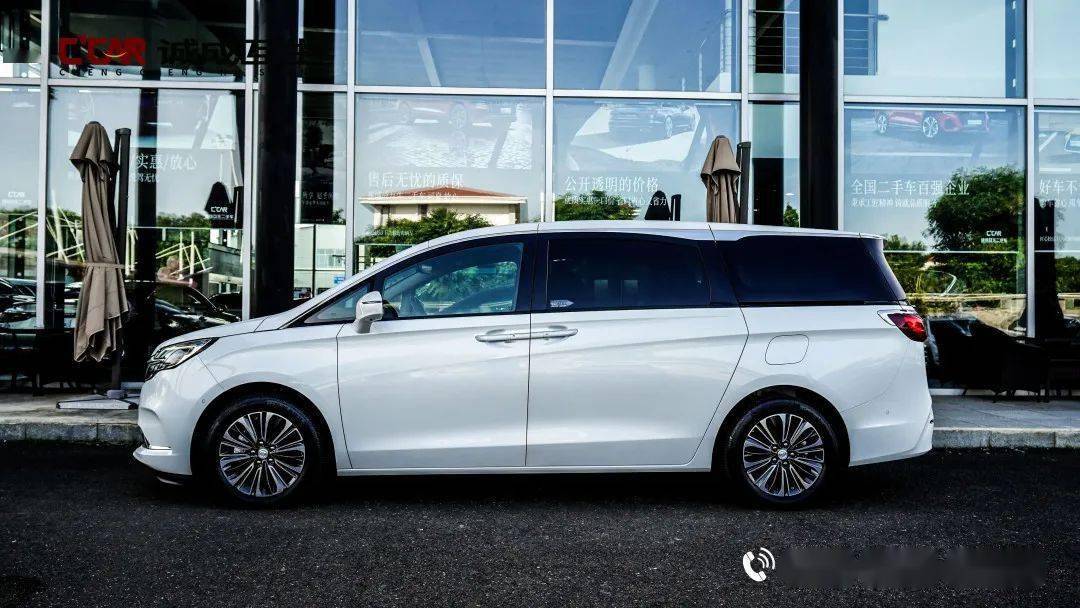 地面头等舱，气势不输埃尔法，30多万就能拿下！【别克GL8 ES陆尊 653T 豪华型】_搜狐汽车_搜狐网