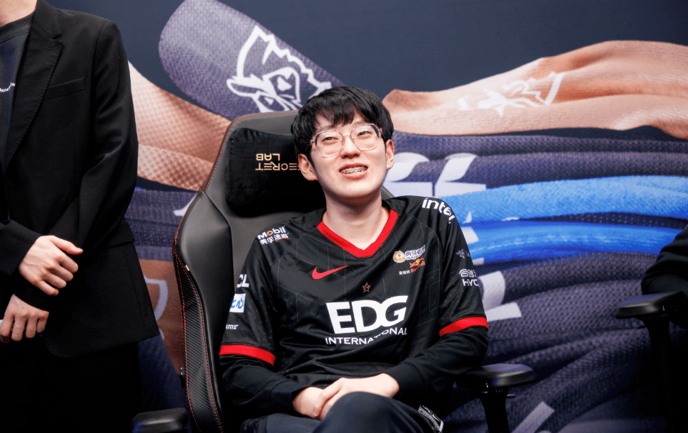 EDG新赛季阵容或已确定？Doinb爆料转会期佐伊阵容消息_Ale_Scout_选手