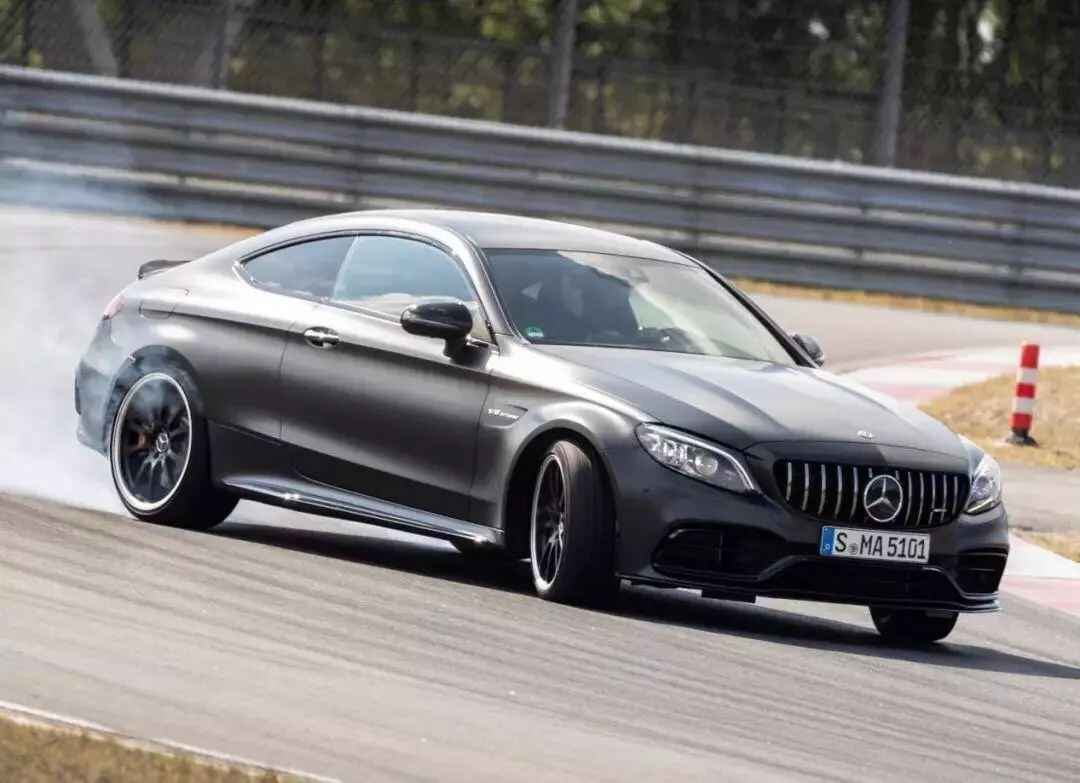 大排量已死 传新一代C63将变2.0T+电机？_搜狐汽车_搜狐网