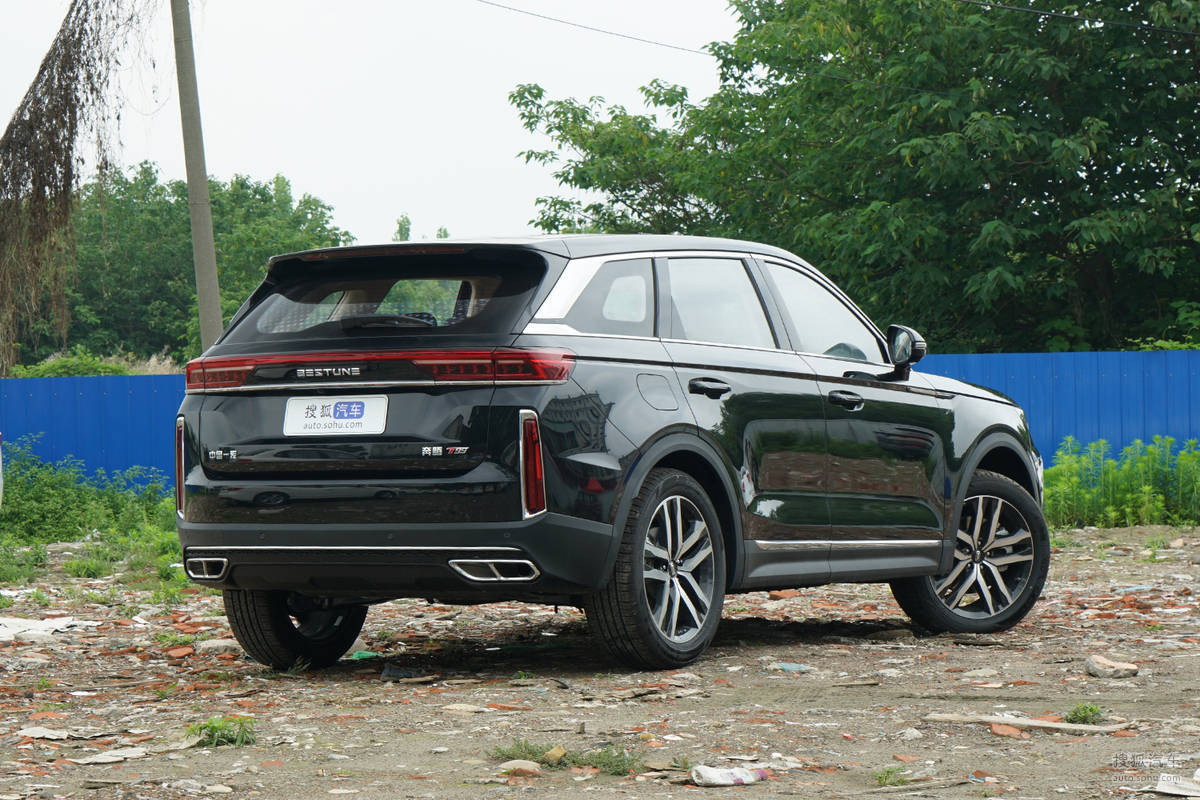 外观升级并搭载全新品牌LOGO 新款一汽奔腾T77/T99将于12月15日上市_搜狐汽车_搜狐网