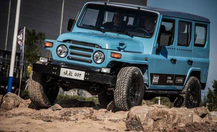 全新一代BJ212开启预售，外观变化细微，预售9.8万起_搜狐汽车_搜狐网