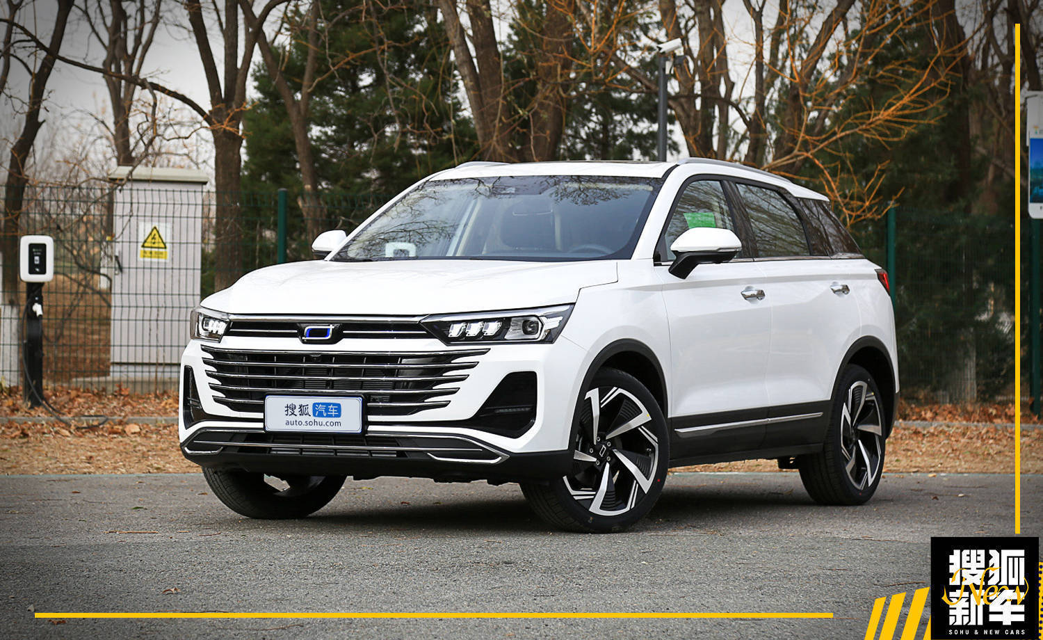 官方售价11.48万元起 新款奔腾T77和新款奔腾T99正式上市_搜狐汽车_搜狐网