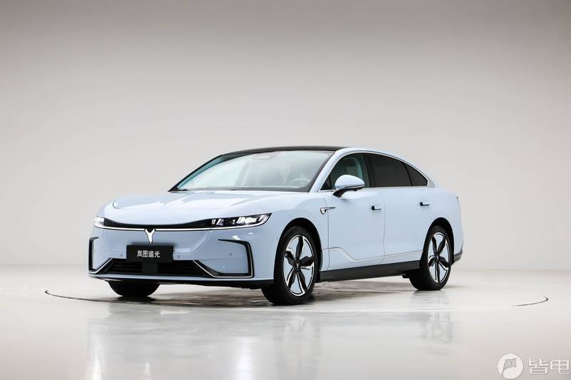 直面蔚来ET7/智己L7？ 抢先体验岚图追光_搜狐汽车_搜狐网