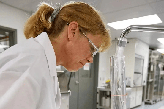 美敦力VS戈尔：开始腹主动脉覆膜支架临床_患者_医疗_产品