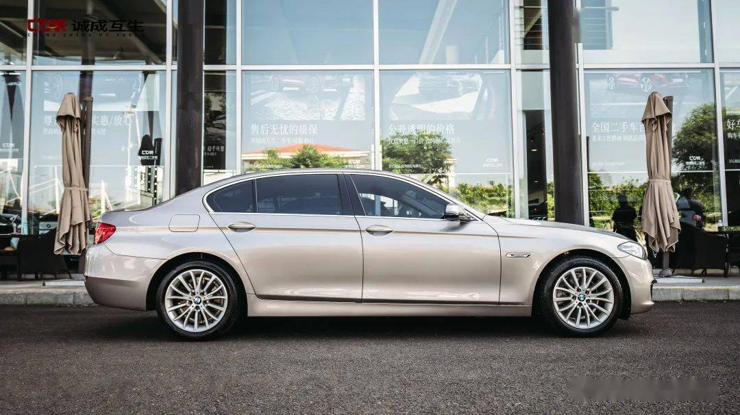 (最新到店)不到20万让你开5系，出门排面直接拉满！【宝马5系 525Li 豪华设计套装】_搜狐汽车_搜狐网